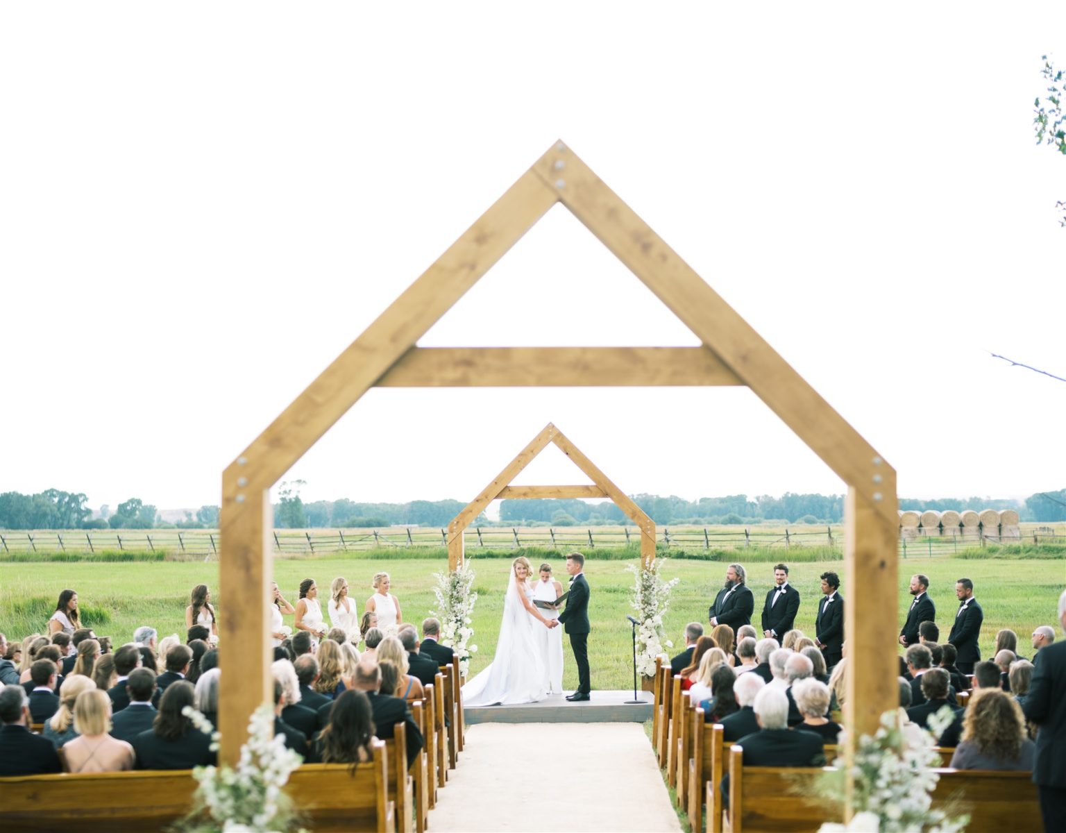 Wyoming Summer Wedding with a Ralph Lauren Twist | Wedding Recap ...